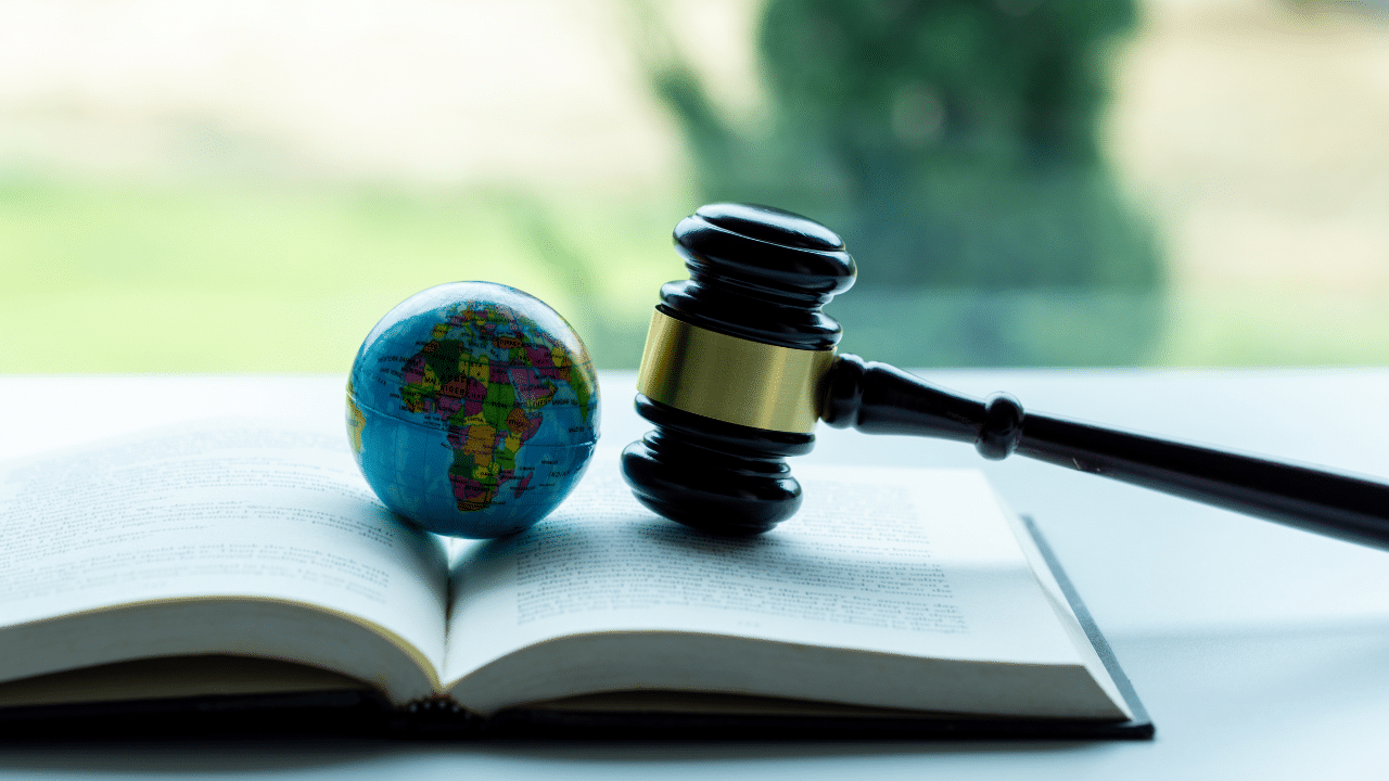 Global Expansion & Local Laws: Navigating Global Workforce Compliance ... Global Expansion & Local Laws: Navigating Global Workforce Compliance ...